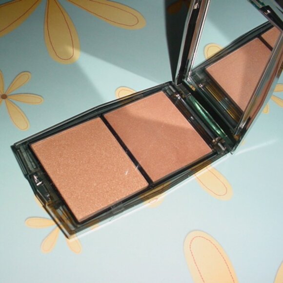 KRISTOFER BUCKLE | Makeup | Kristofer Buckle New Cream Powder ...